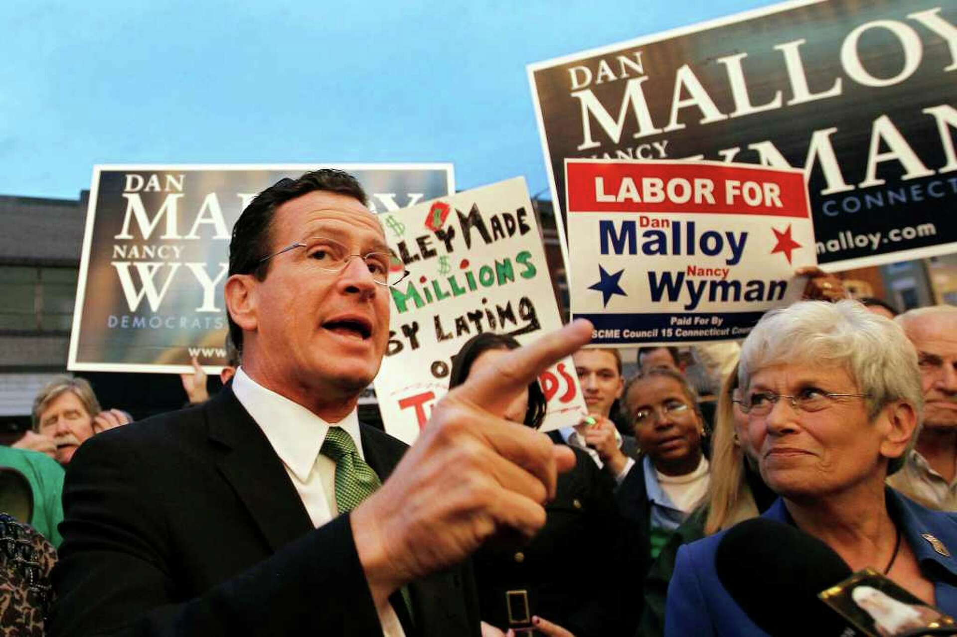 Time for a State Employee Wage Freeze - The Red Line